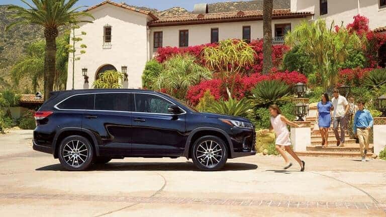 2018 Toyota Highlander | Specs & Info | Toyota of Gastonia